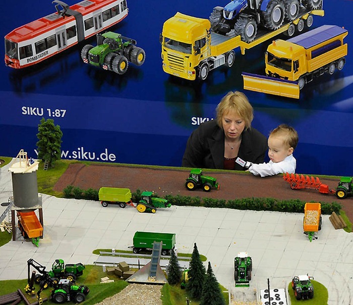 Nuremberg International Toy Fair 2011 | Amusing Planet